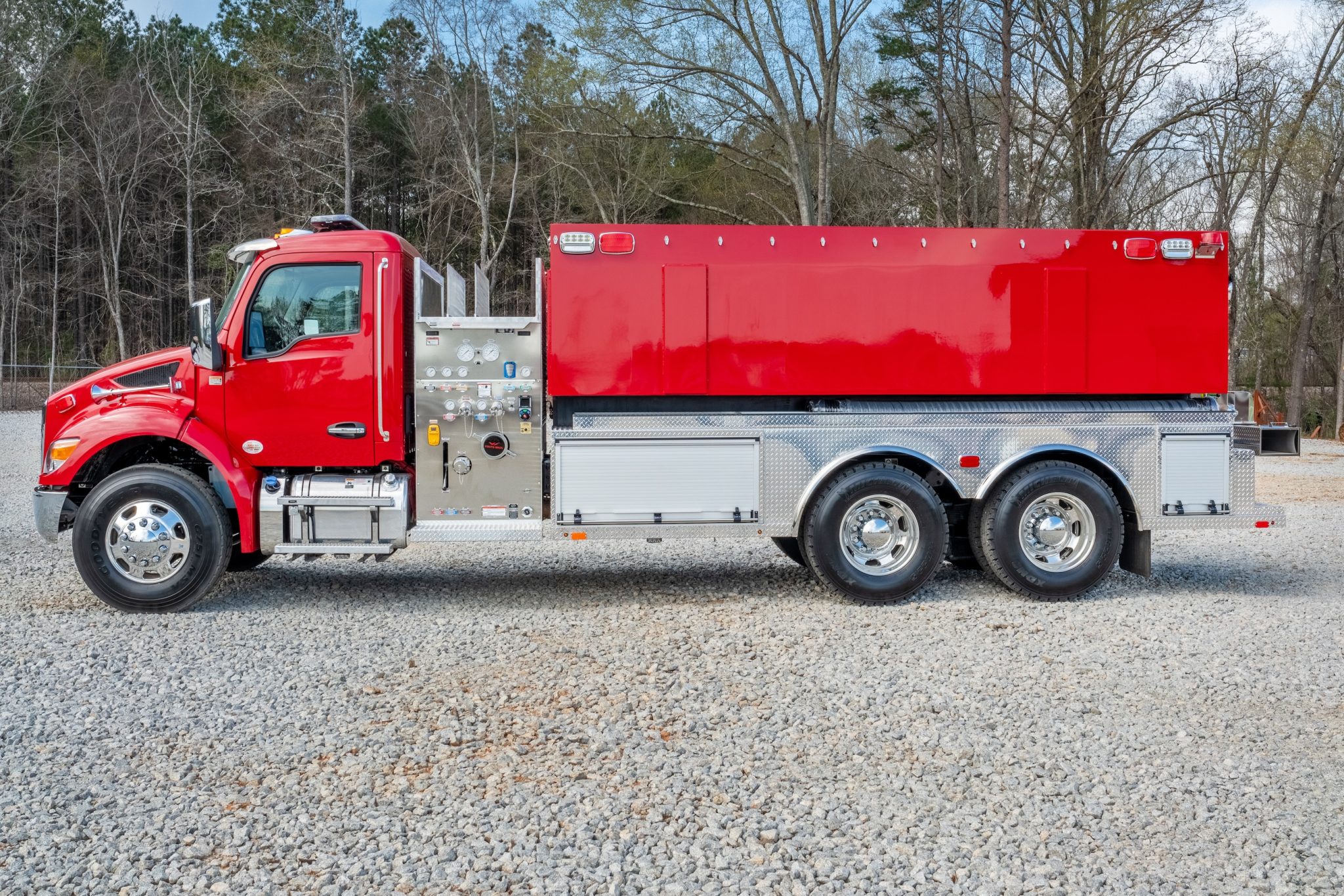 Fouts Fire - 3000 Gallon Tanker - Sunbelt Fire